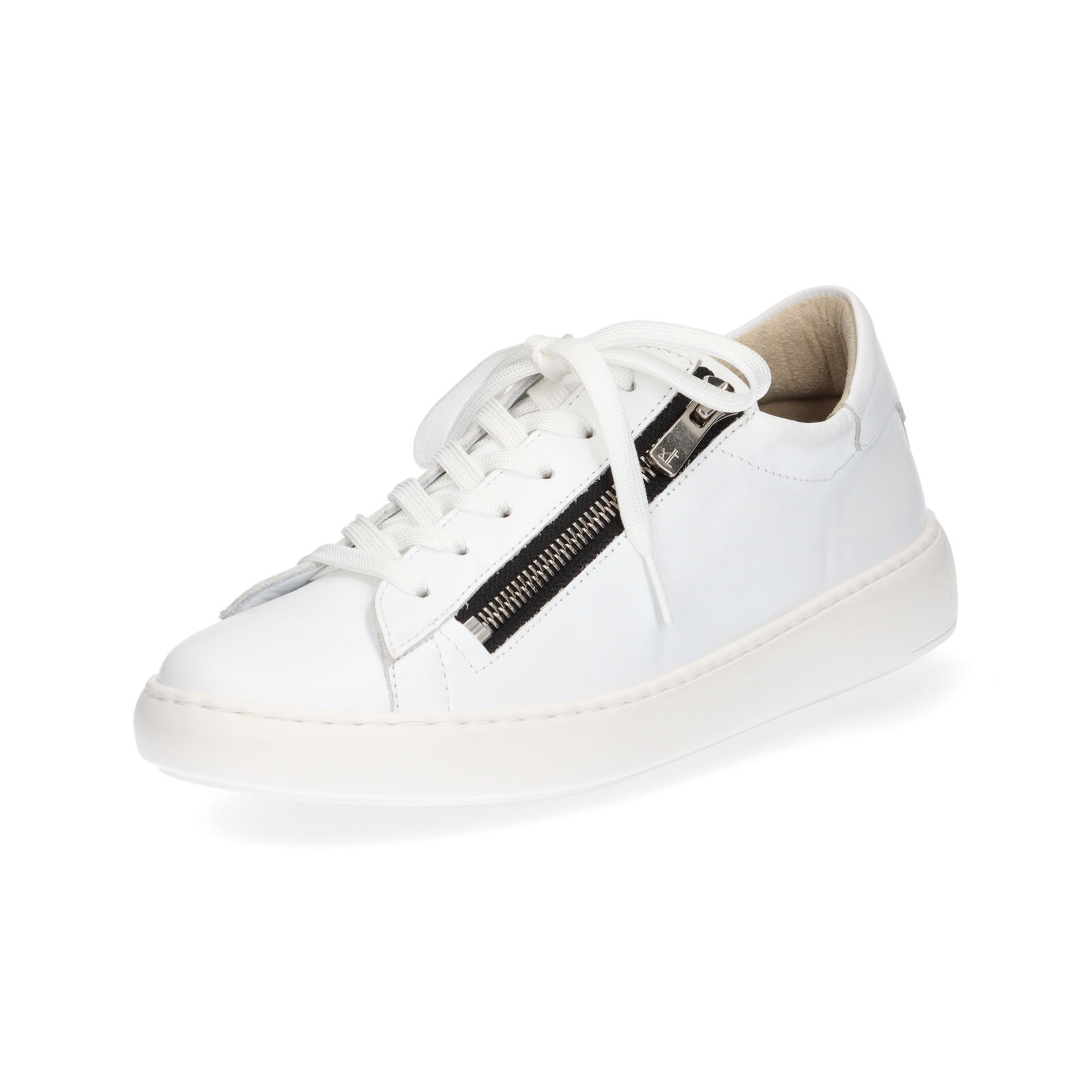 雑誌「家庭画報11月号」2022年9月30日発売_掲載商品 | 履きよさは、美しさ。銀座ヨシノヤ